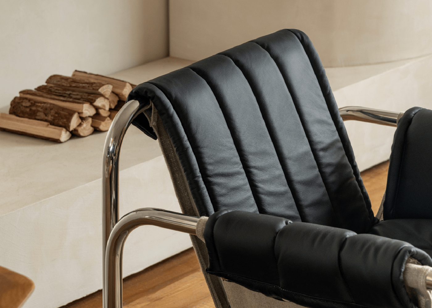 U-Shaped Lounge Chair | Leather, Linen & Stainless Steel - ZM Home