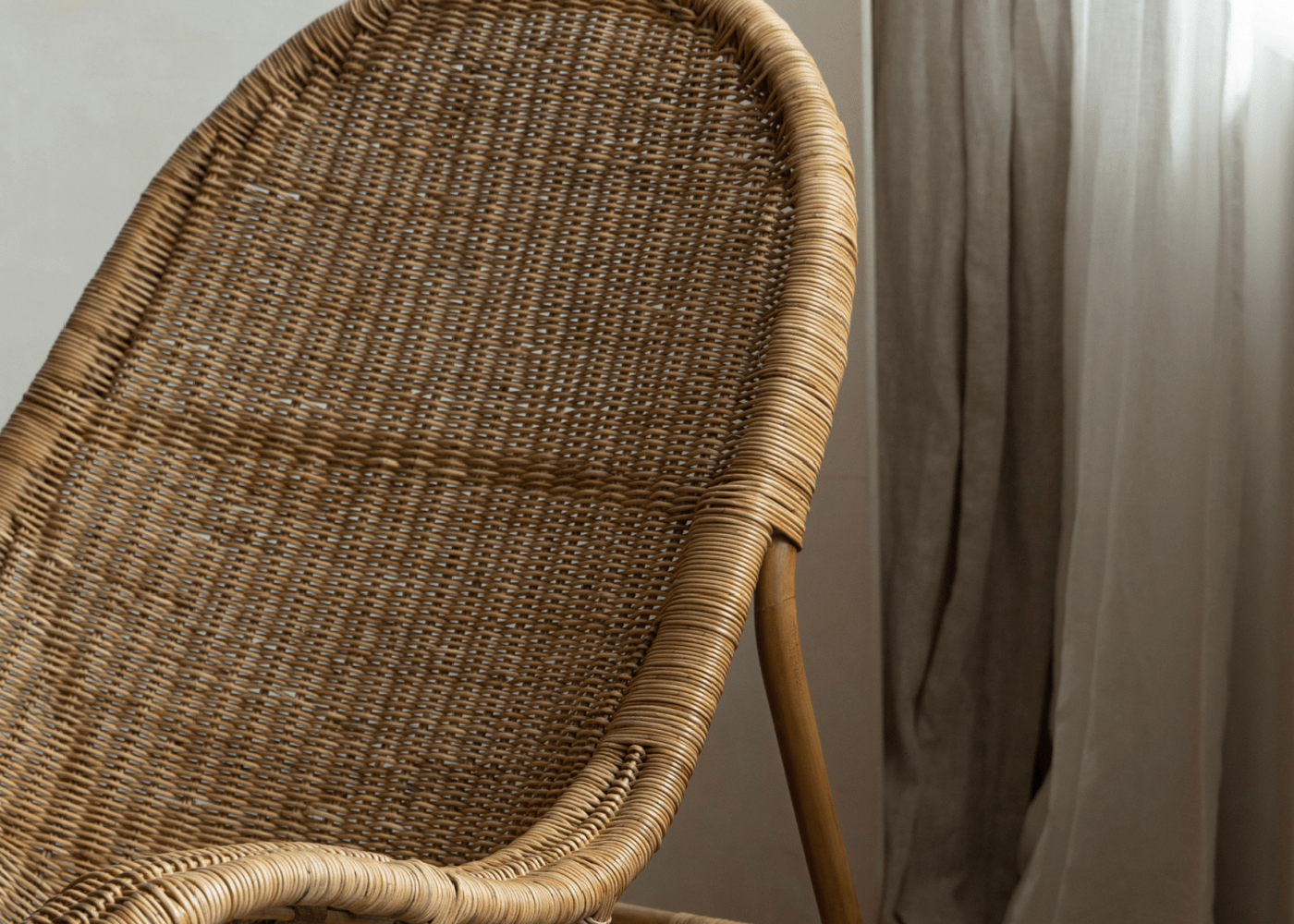 Rattan Lounge Chair | Mid-Century Embrace Design - ZM Home