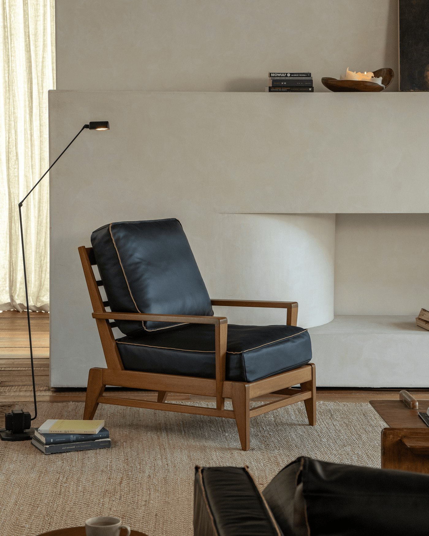 Rene Leather Lounge Chair - Elegant Comfort | ZM Home