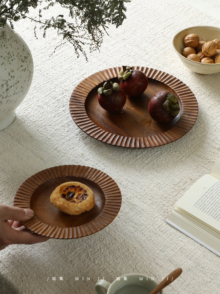 Lace Plate - Elegant Vintage Tableware Design | ZM Home