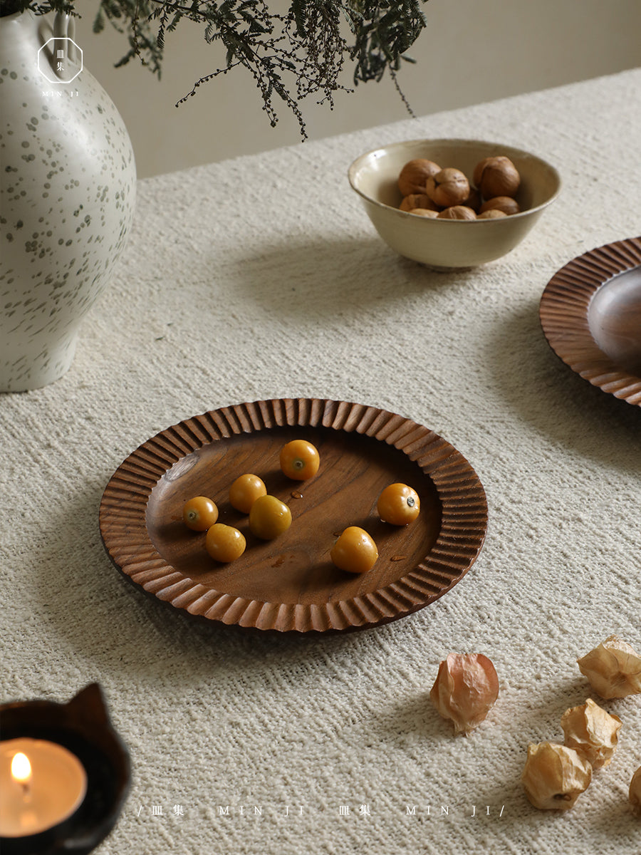 Lace Plate - Elegant Vintage Tableware Design | ZM Home