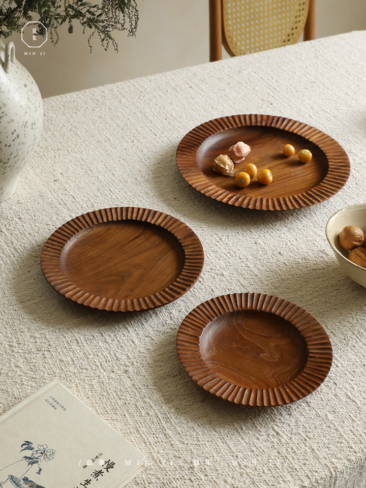 Lace Plate - Elegant Vintage Tableware Design | ZM Home